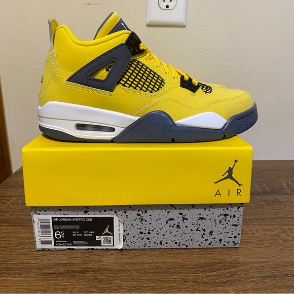 Jordan | Shoes | Nike Air Jordan 4 Retro Gs Yellow Lightning 48452700 ...